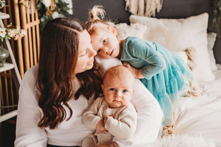5 Realistic Expectations for a Stay-At-Home Mom - Coping with Lindsey